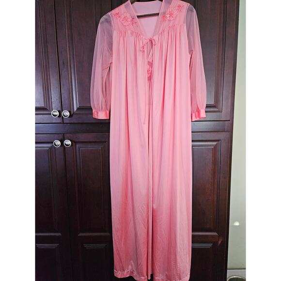 lorraine | Intimates & Sleepwear | Vintage Lorraine Long Pink Nightgown ...